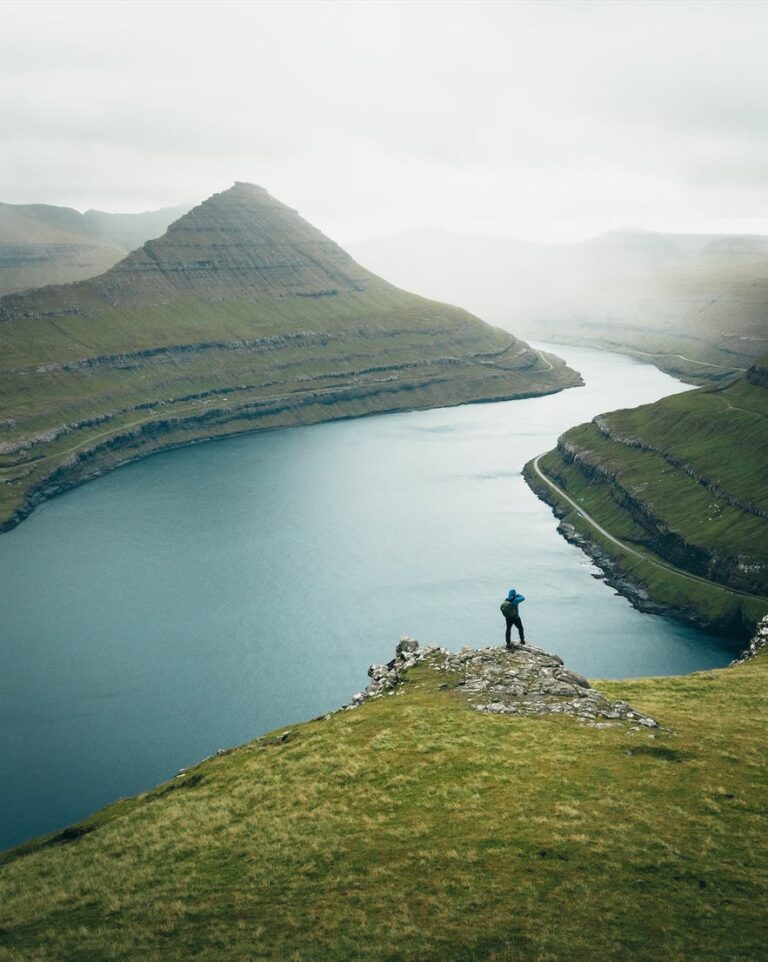 3 Easy Hiking Trails in the Faroe Islands | Guide to Faroe Islands