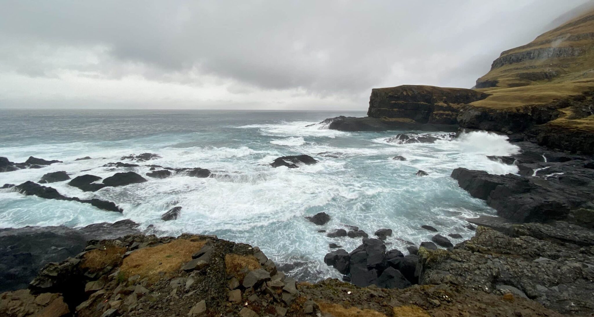 Leitisvatn • Floating Lake | Guide to Faroe Islands