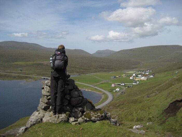 Leitisvatn • Floating Lake | Guide to Faroe Islands